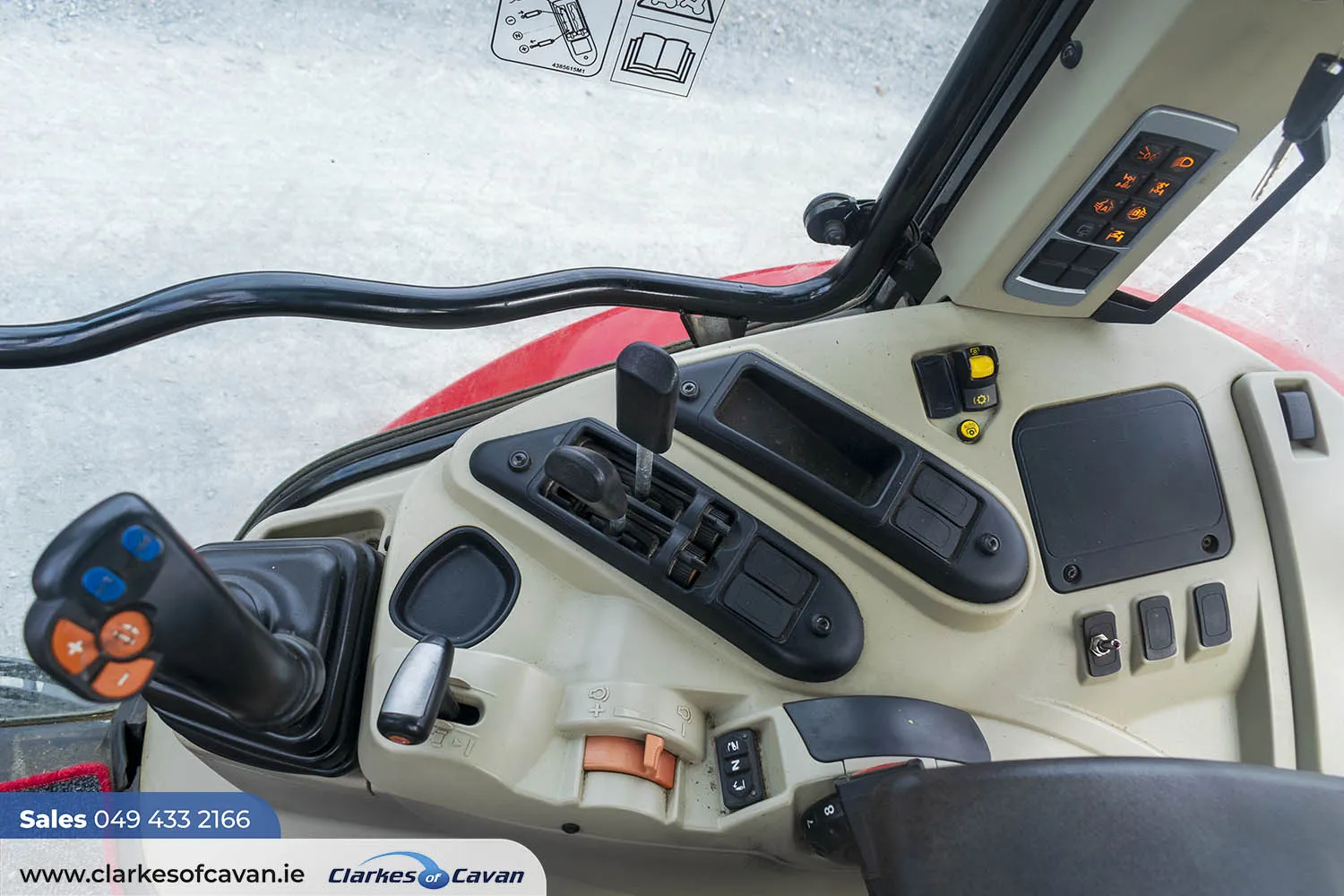 2015 Massey Ferguson 5610