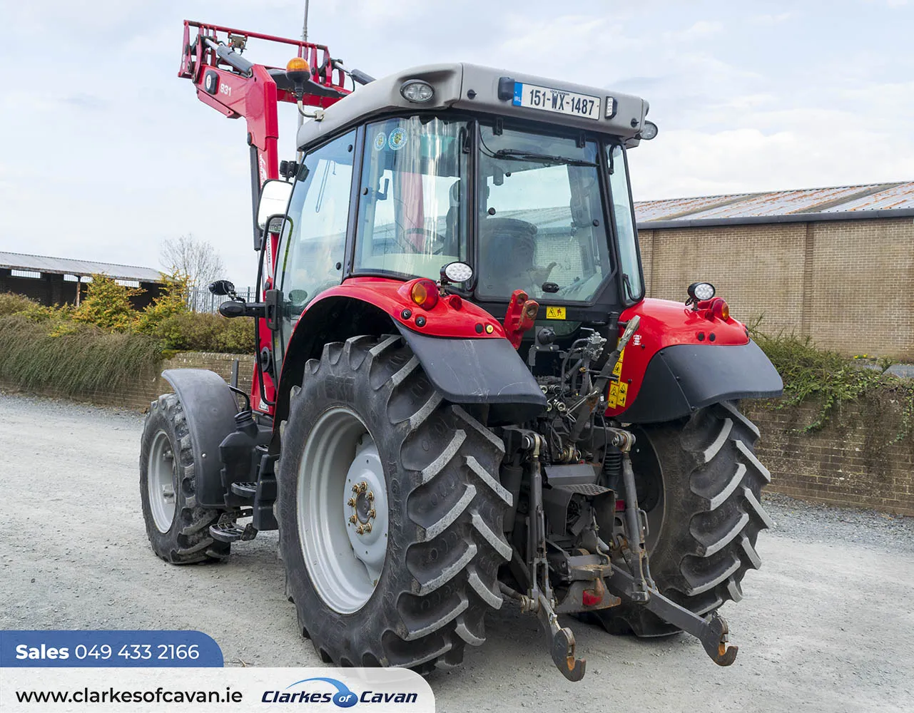 2015 Massey Ferguson 5610
